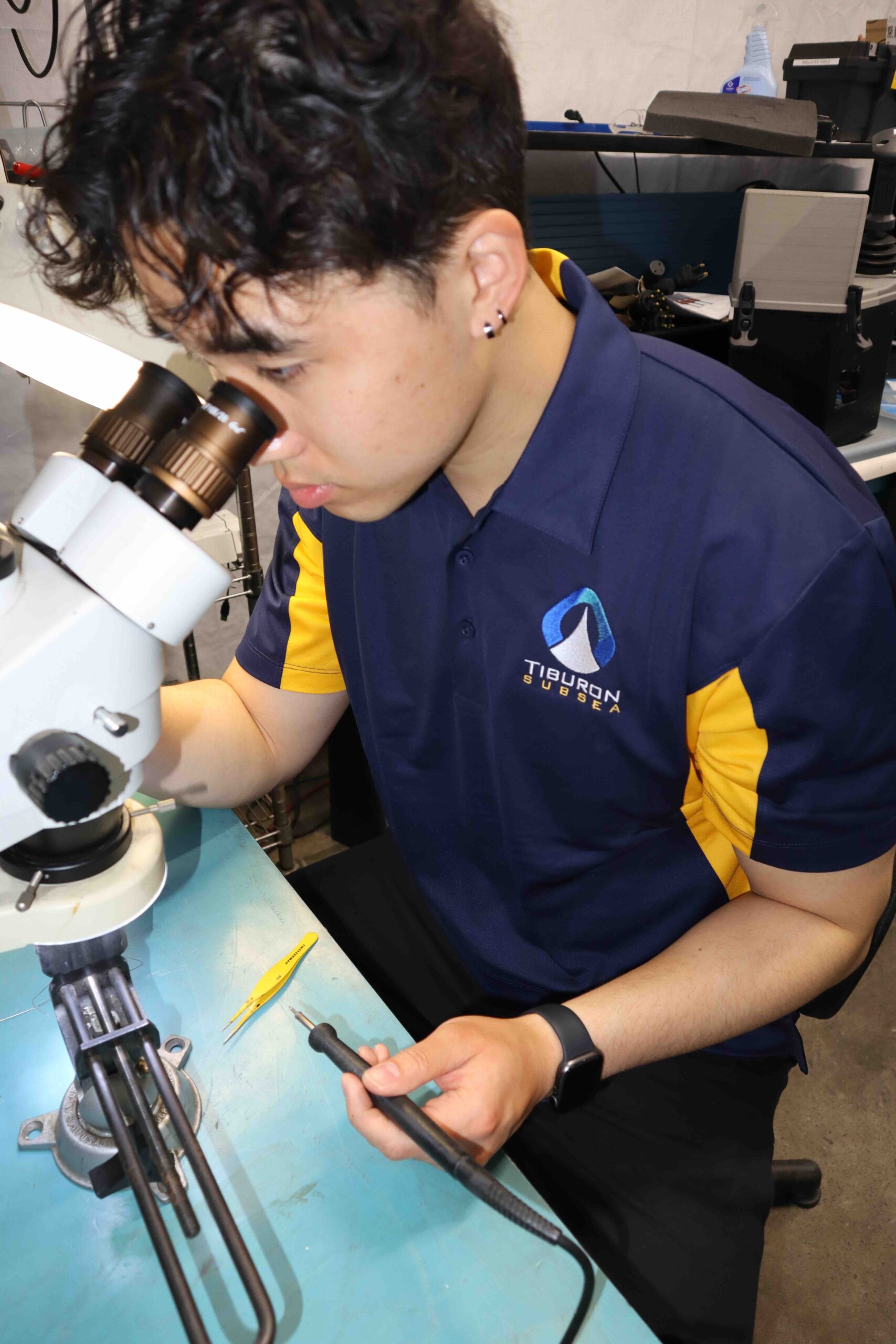 Hover-Capable Underwater Robots Reveal the Ocean's Secrets - Inside ...